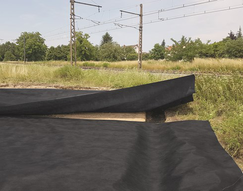 Plantex Platinium: Zwarte worteldoek 240g/m²